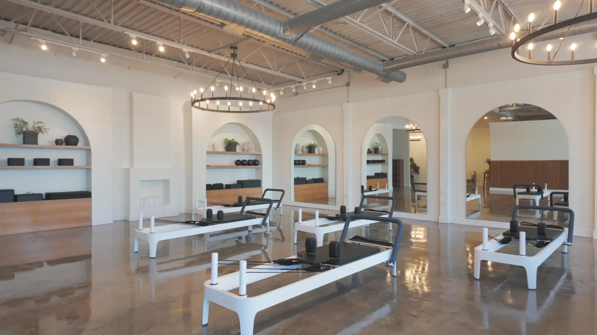 Reformer Pilates Classes - M Wellness Morehead City